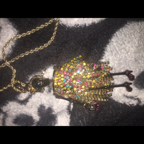 Betsey Johnson | Jewelry | Betsey Johnson All Hallows Skeleton Flapper ...